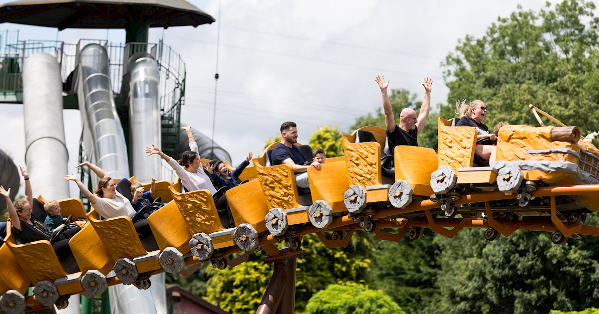 Family Shuttle Launch Coaster | Art Engineering